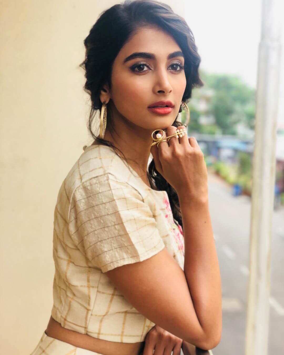Latest Instagram Fashions of Tollywood Actress Pooja Hegde - Beauty ...